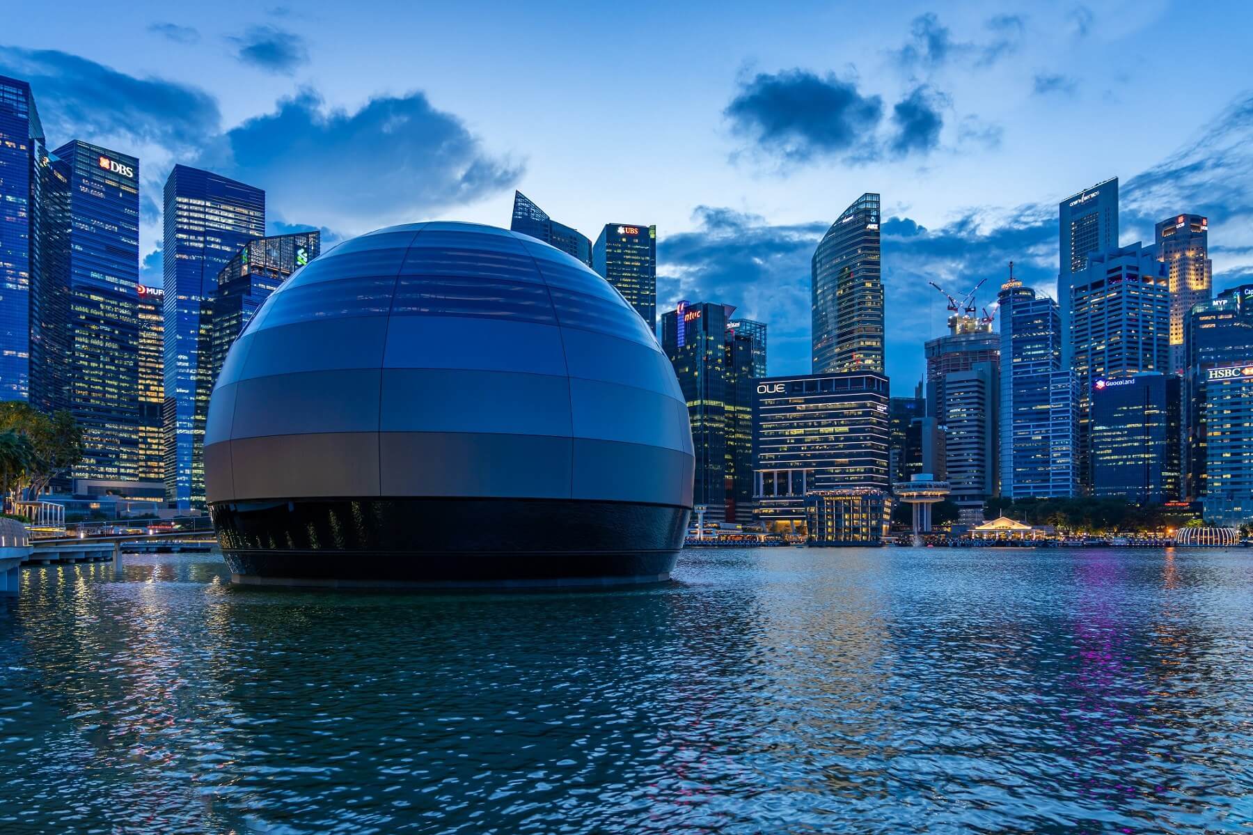 World’s first floating Apple store to open ‘soon’ at Marina Bay Sands ...